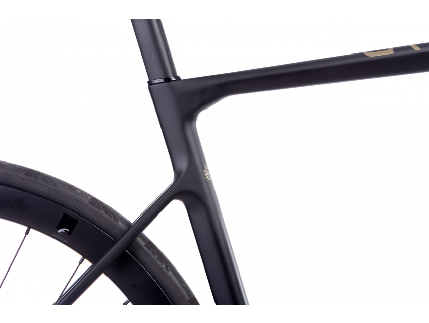 Orro Venturi Gold STC Tailor-made Force D2 eTap AXS Carbon Road Bike